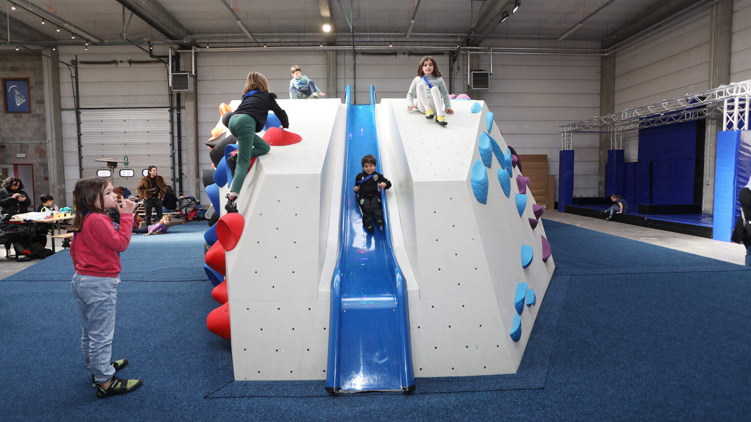 Kids Zone — Hall9
